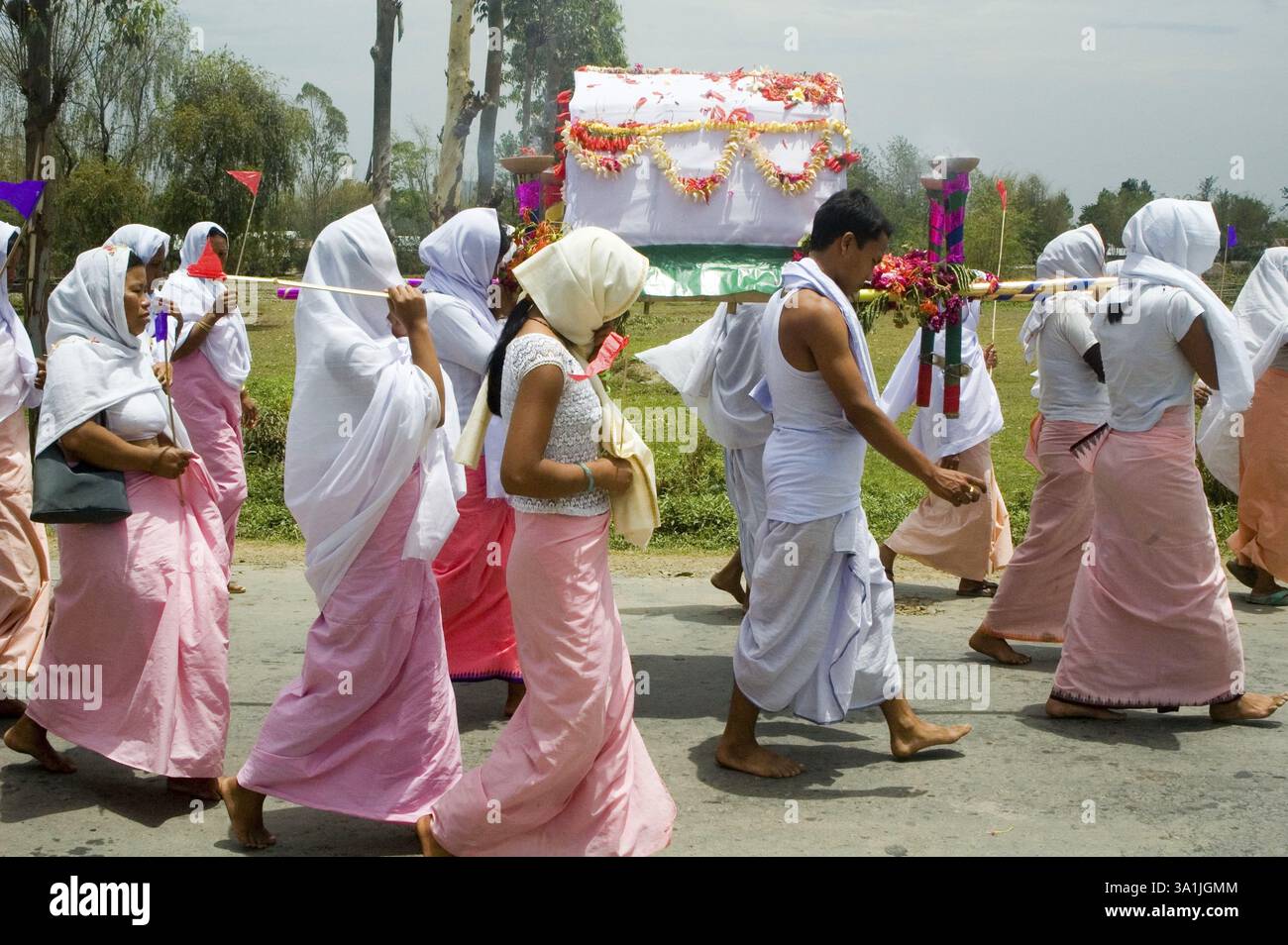 Manipuri women have organized themselves as Meira Paibis (torch bearers ...