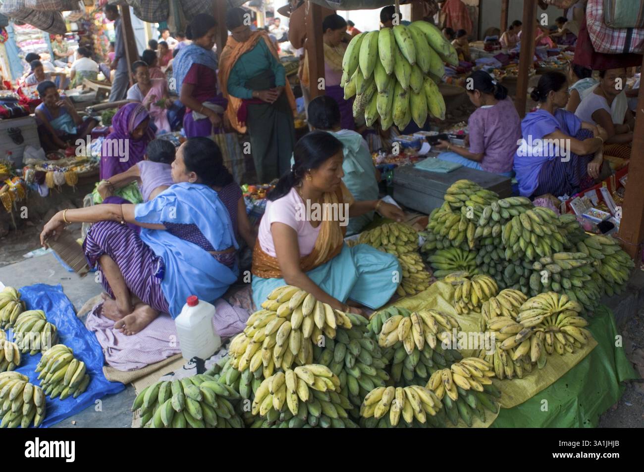 Womens clothing seller market hi-res stock photography and images - Alamy