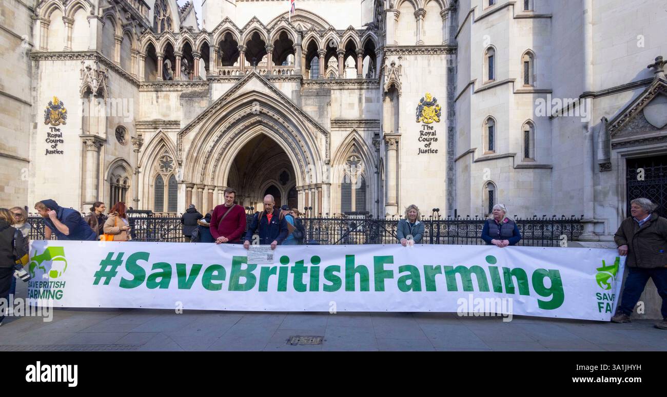 Farming protest high court hi-res stock photography and images - Alamy