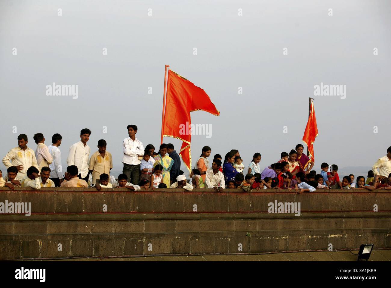 Devotees on top of the complex to watch the Dasshera celebration at ...