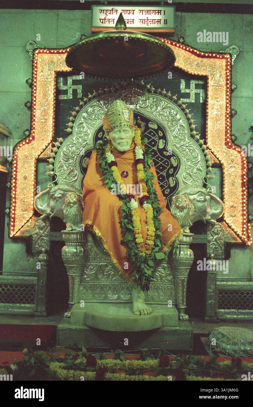 Idol of Sai Baba in Shirdi temple, Maharashtra, India, Asia Stock Photo ...