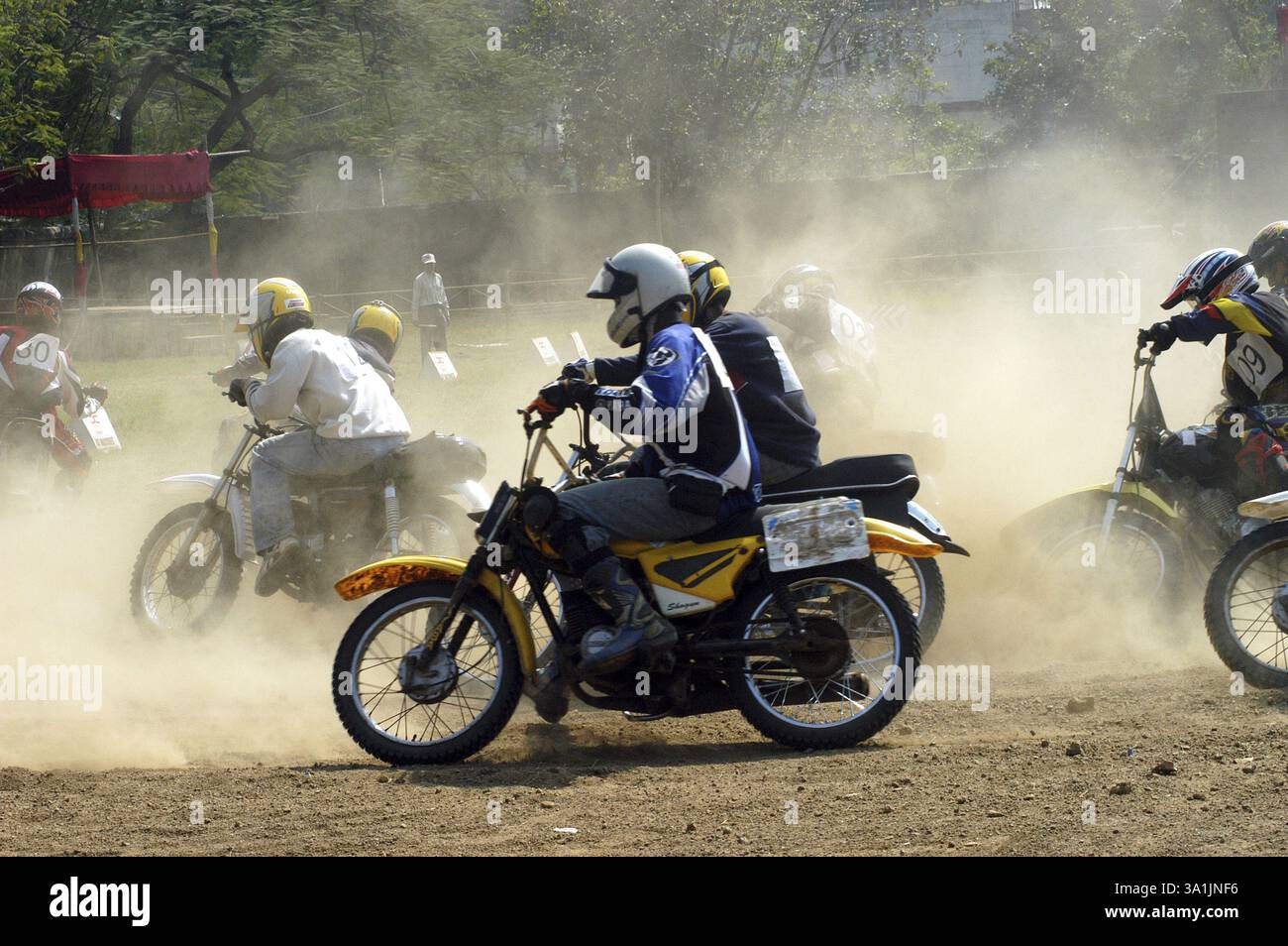 Two wheeler dirt track racing sport in Bombay Mumbai, Maharashtra ...