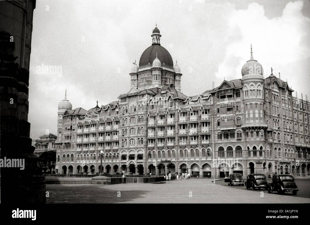 View of the Taj Mahal Hotel, Apollo Bunder, Bombay Mumbai, Maharashtra ...