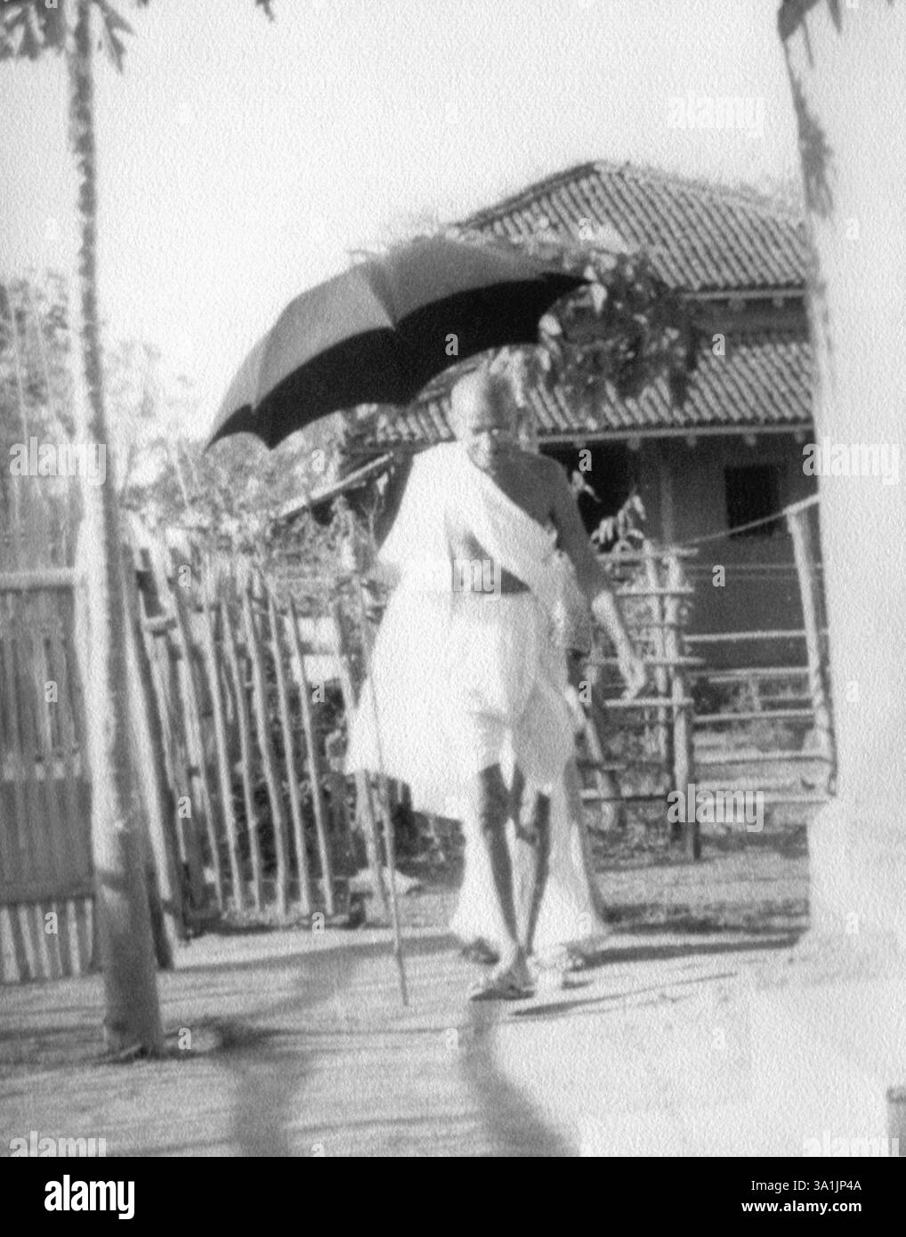 Mahatma Gandhi at Sevagram Ashram, 1941 NA MR Stock Photo - Alamy