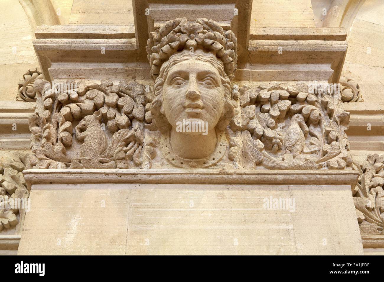Sculpted decorative stone figures at the Mumbai University Convocation ...