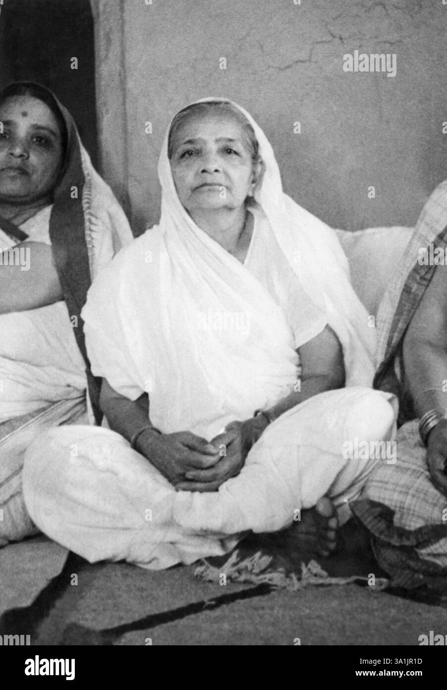 Kasturba Gandhi Mahadev Desai's wife Durga and Vijaynagaram Maharani at ...