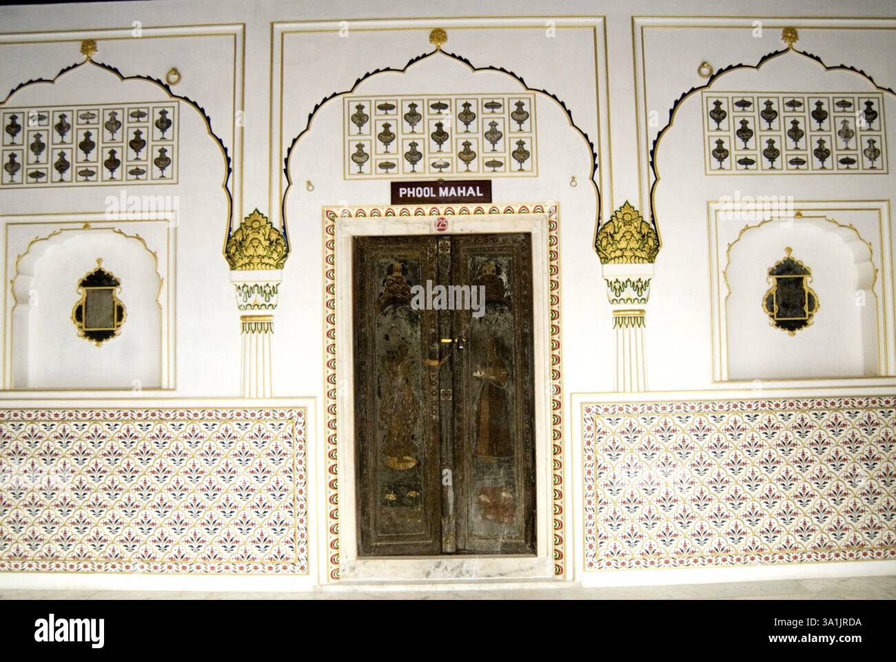 Entrance of Phool mahal in Junagarh fort, Bikaner, Rajasthan, India ...