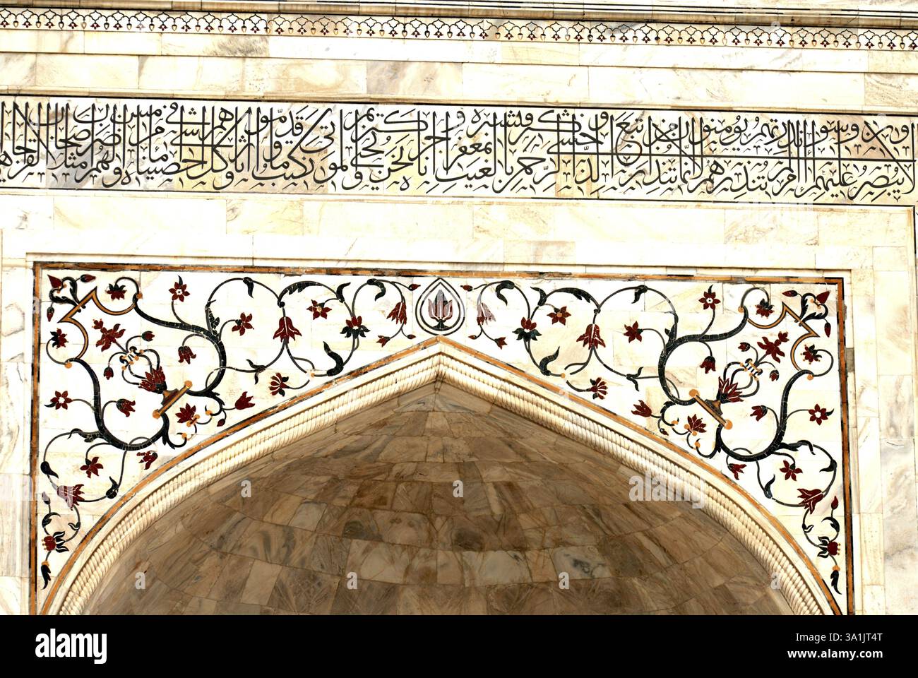 The floral designs on the marble of Taj mahal, Agra, Uttar Pradesh ...