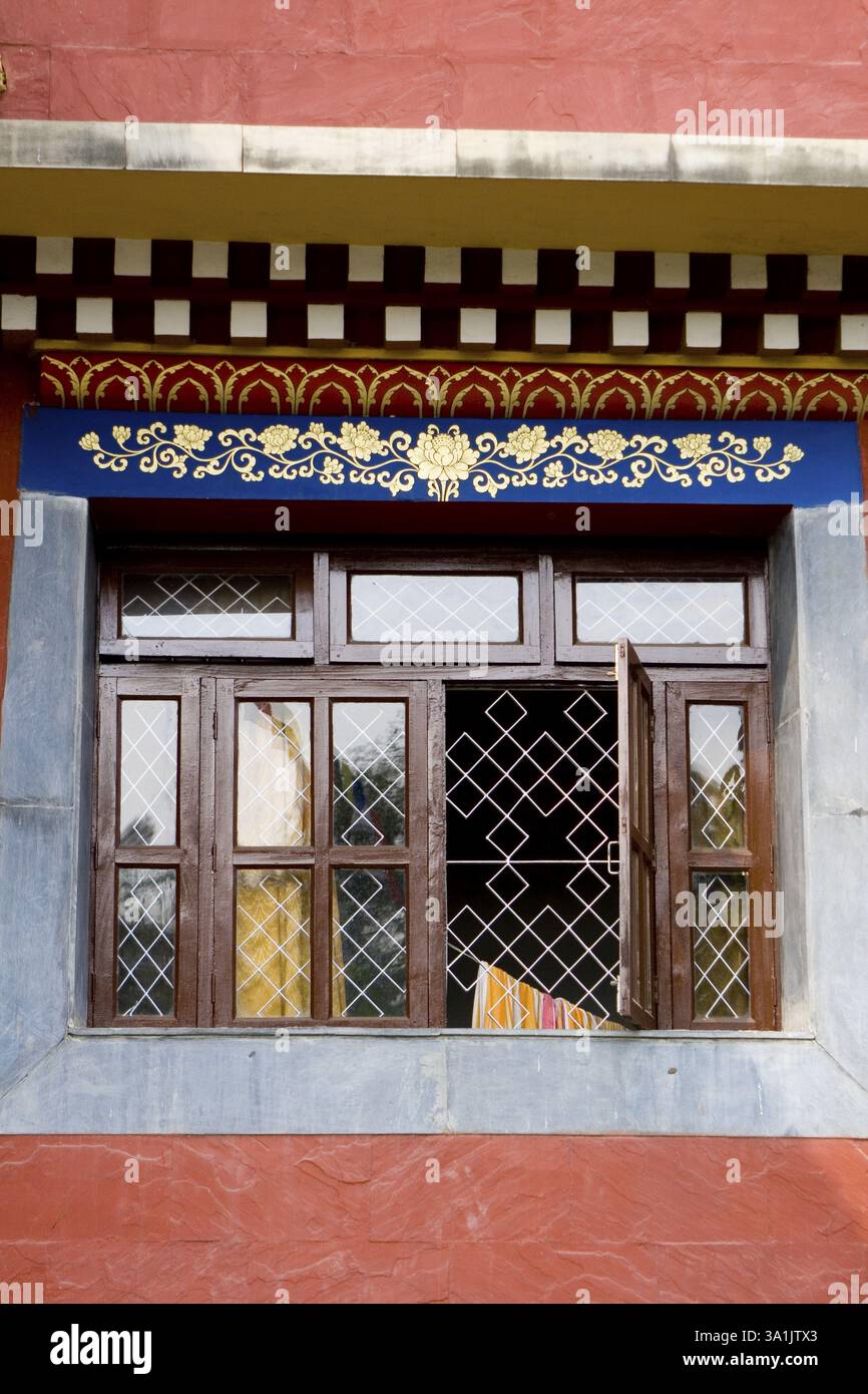 Window of Tibetan style in Vajra Vidya Sansthan at Sarnath, Uttar ...