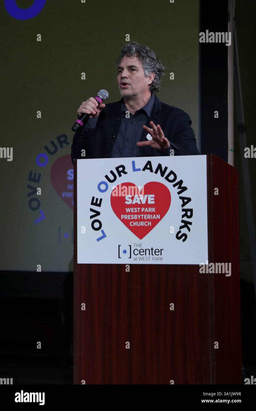 NEW YORK, NEW YORK MARCH 08, 2025: Mark Ruffalo. Hollywood celebrities ...