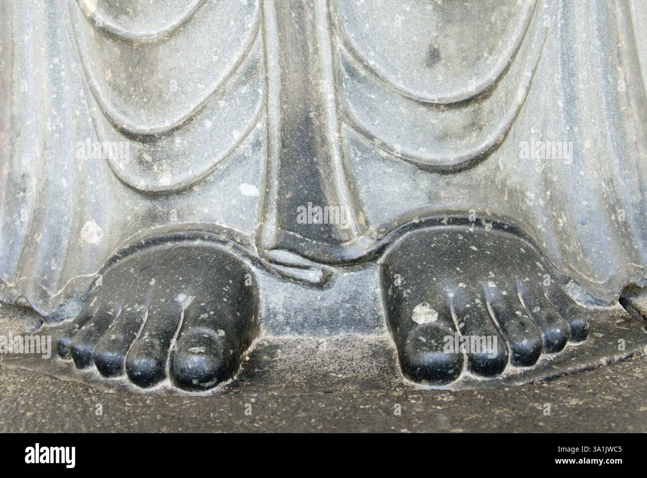 Feet of god Buddha statue in Peace Pagoda at Dhauli, Orissa, India ...