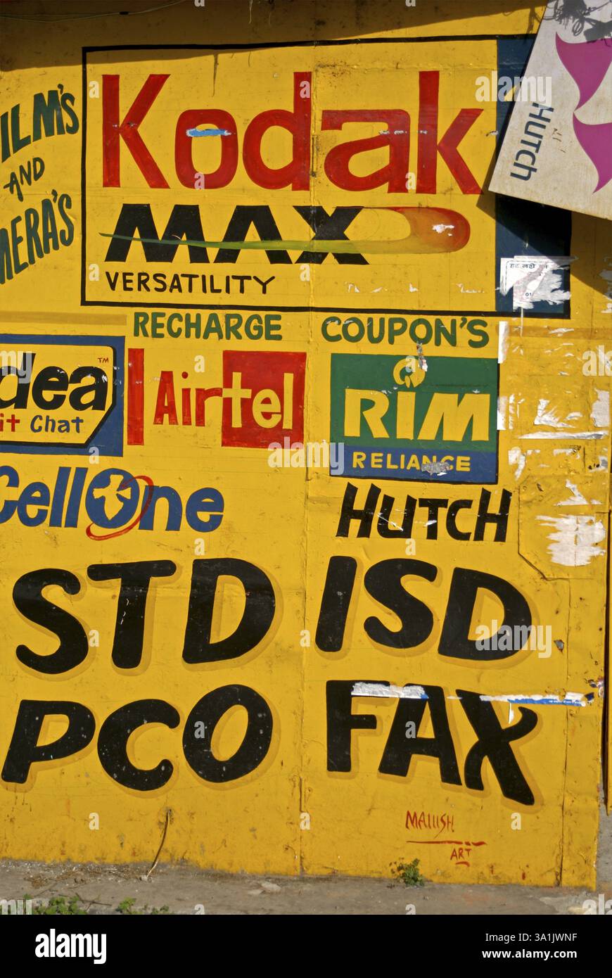 Mobile recharge shops hi-res stock photography and images - Alamy
