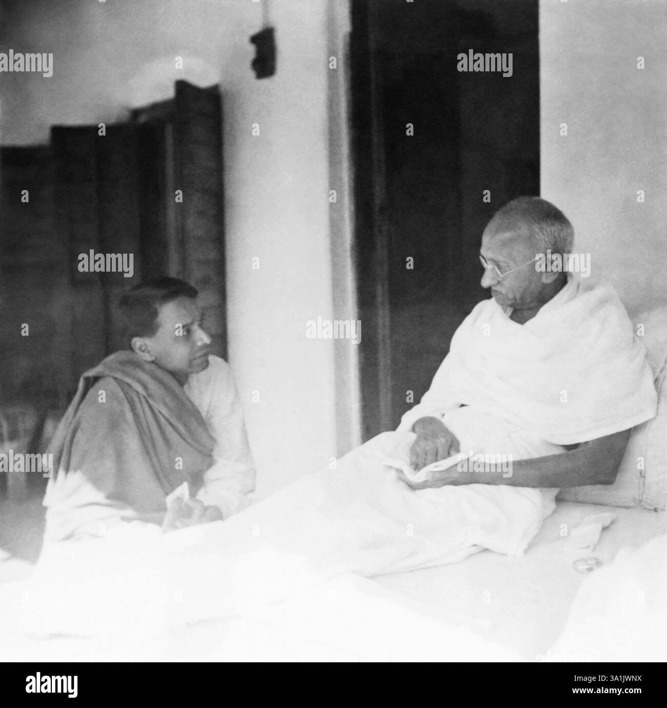 Mahatma Gandhi with Dr. Sudhir Ghosh at Khadi Pratishthan, Sodepur, 24 ...