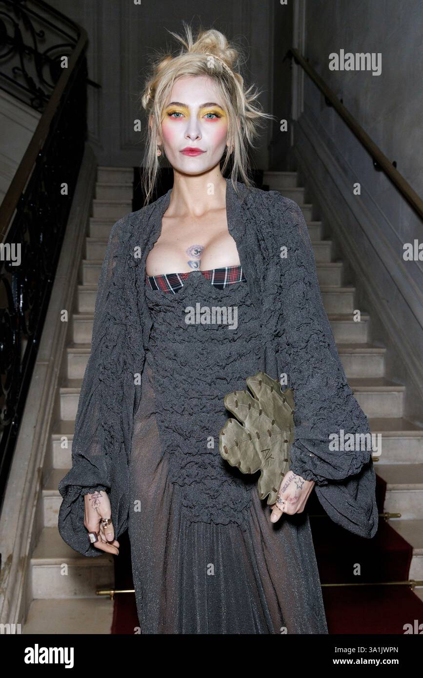 Paris, Frankreich. 08th Mar, 2025. Paris Jackson attends VIVIENNE ...