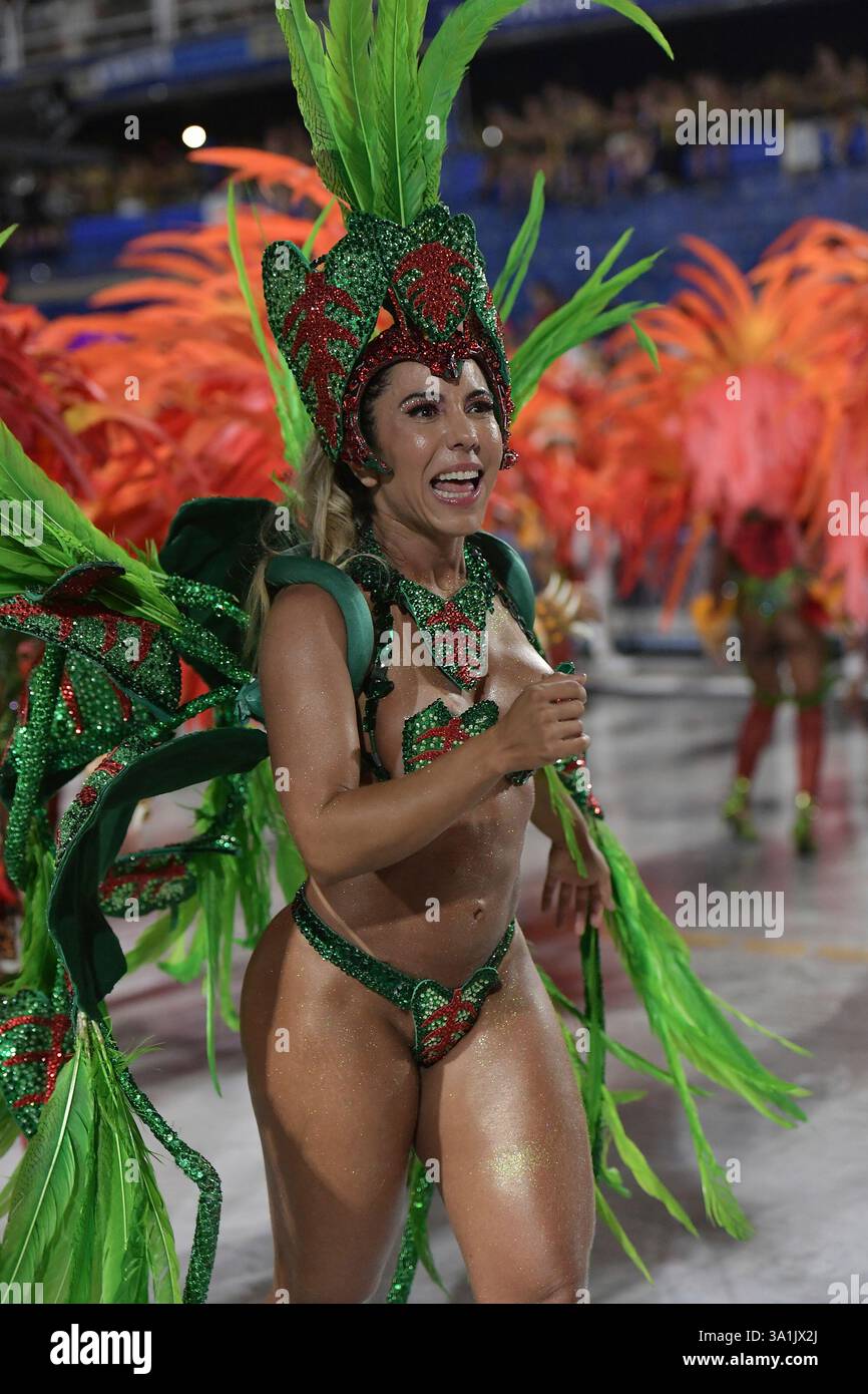 RJ - RIO DE JANEIRO - 03/08/2025 - CARNIVAL RIO 2025, CHAMPIONS PARADE - Renata Frizon Members ...