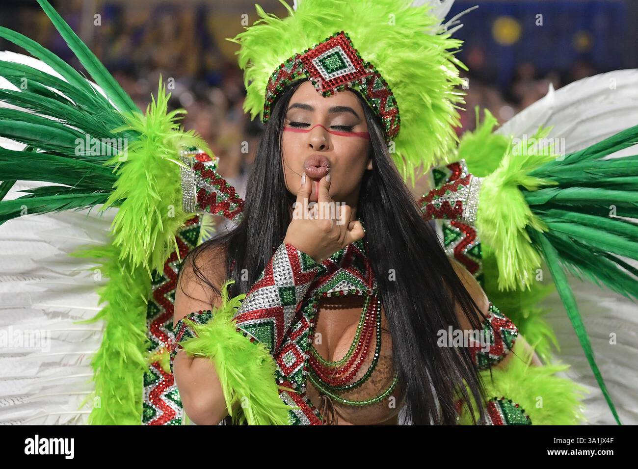 RJ - RIO DE JANEIRO - 03/08/2025 - CARNIVAL RIO 2025, CHAMPIONS PARADE - Isabela Nogueira ...
