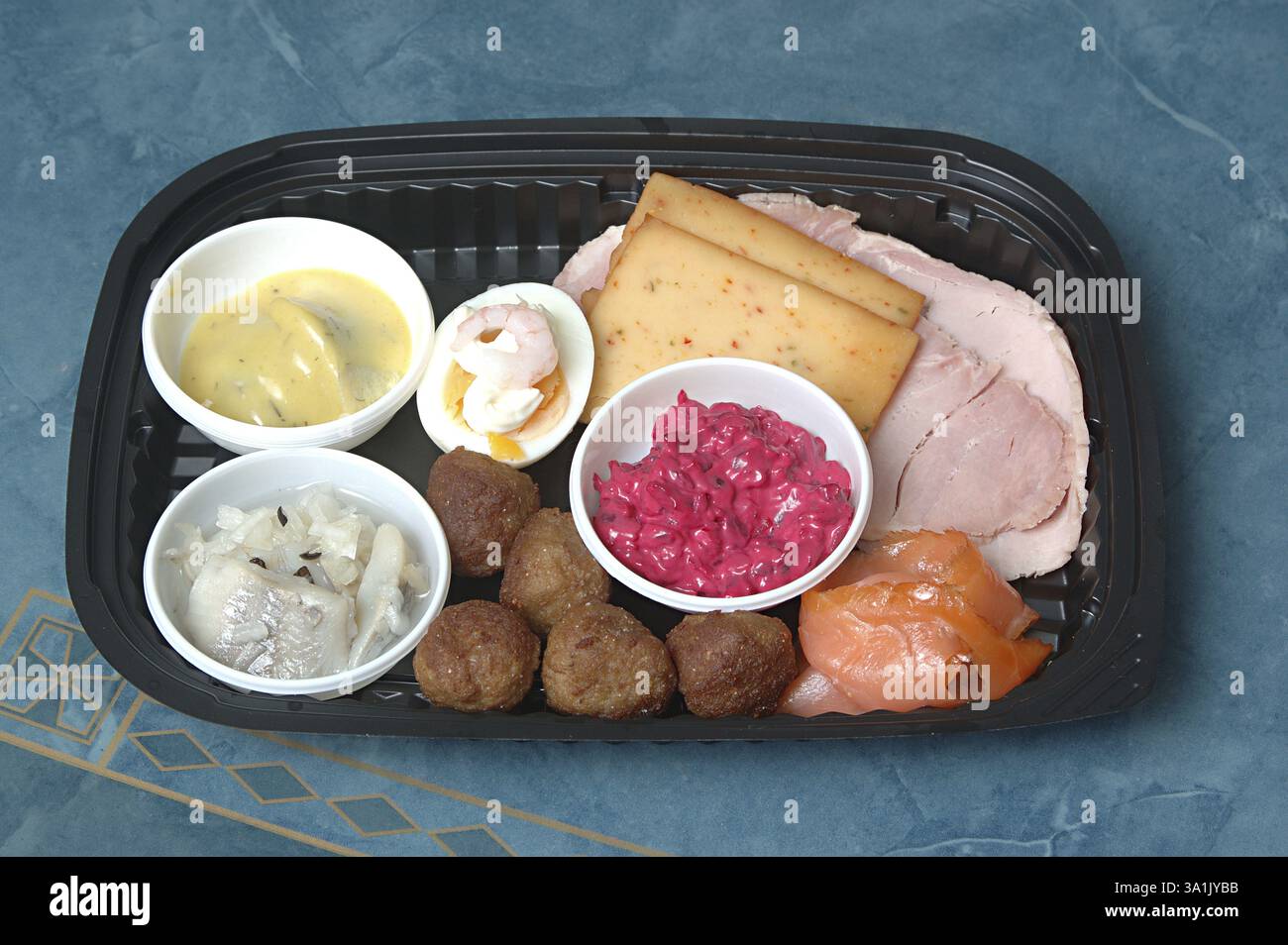 Christmas Plate (Jul Tallrik Sweden) with Mustered Sill fish, Onion ...