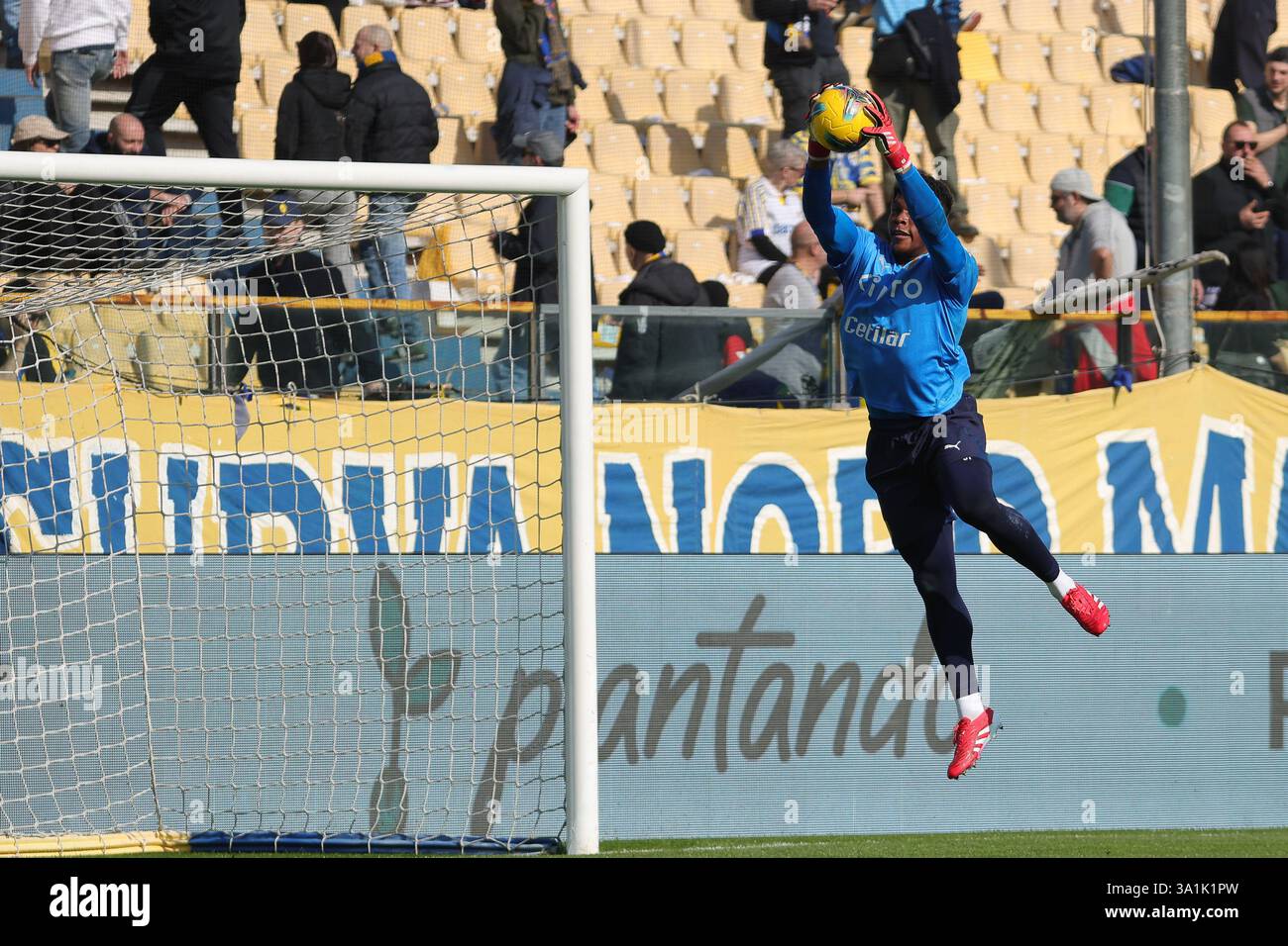Parma, Italy. 08th Mar, 2025. Zion Suzuki of Parma Calcio seen in ...