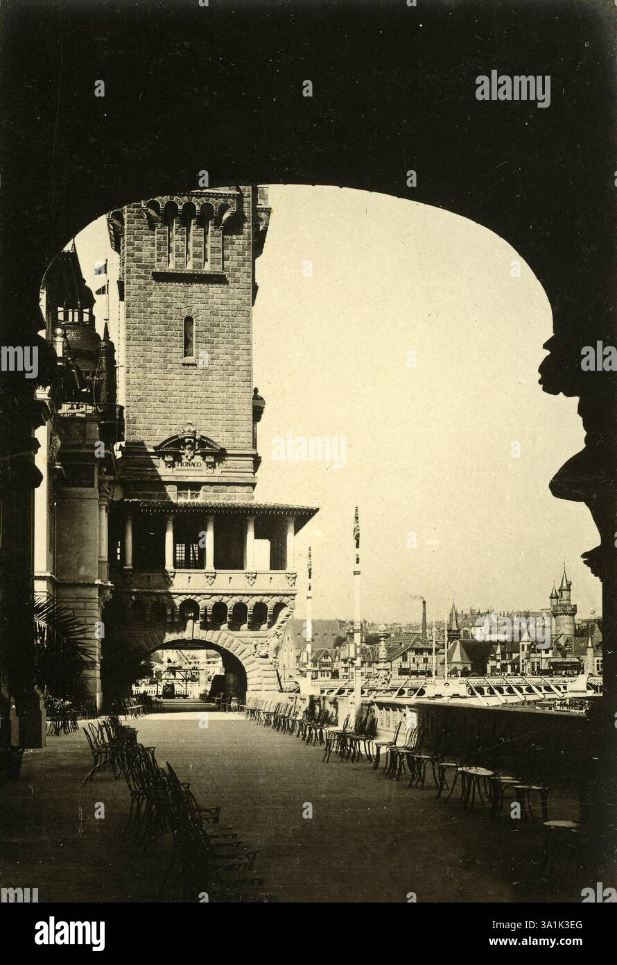 World fair in Paris in 1900 - Exposition Universelle 1900 - View taken ...