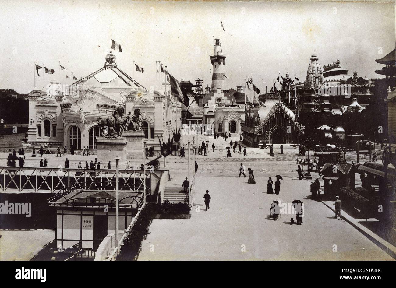 World fair in Paris in 1900 - Exposition Universelle 1900 - Palaces of ...