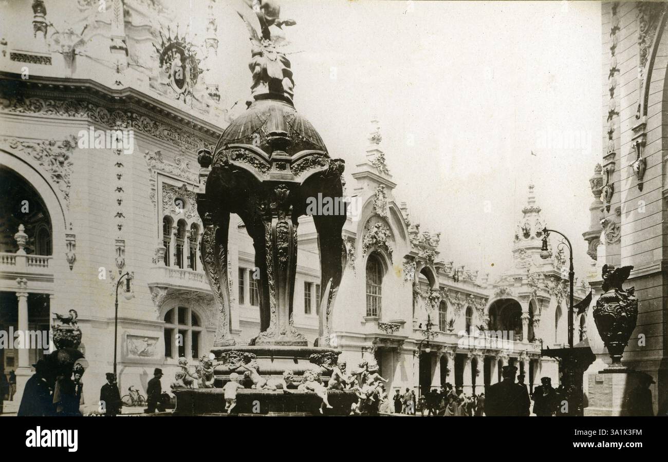 World fair in Paris in 1900 - Exposition Universelle 1900 - Facade of ...