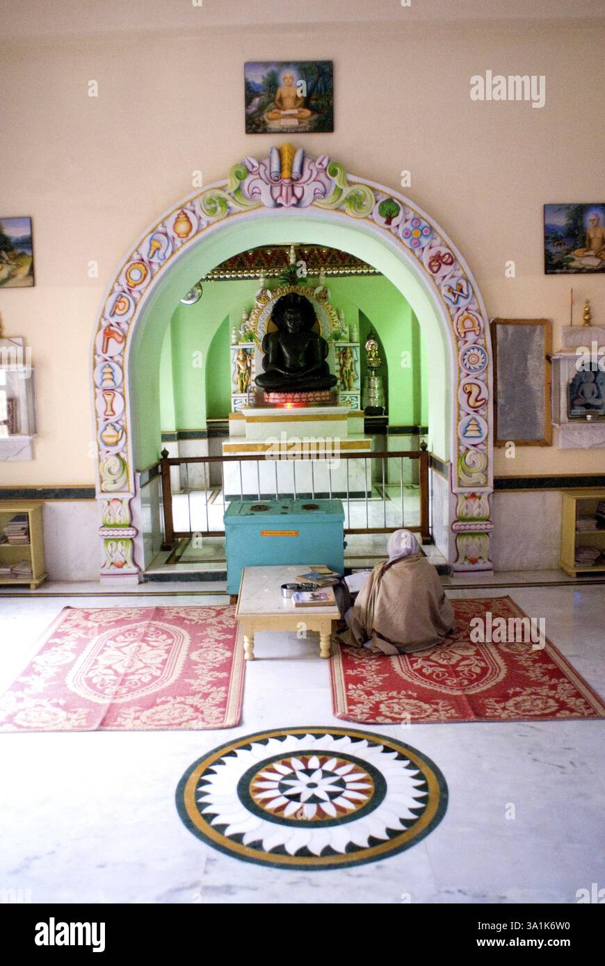 Statue of Mahaveer, Gajadhwaja Hillock temple, Chamar Leni, Nashik ...