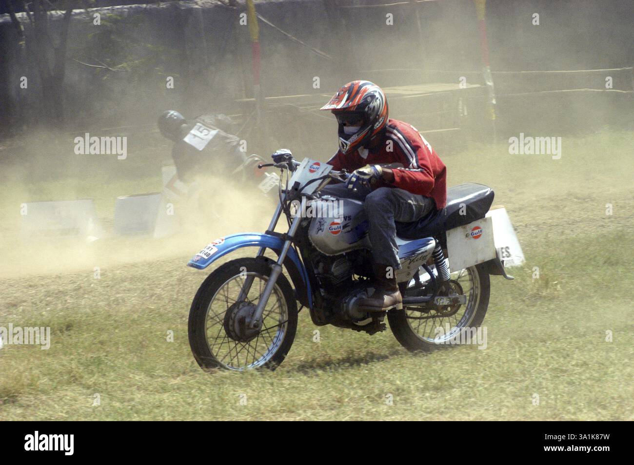 Two wheeler dirt track racing sport in Bombay Mumbai, Maharashtra ...