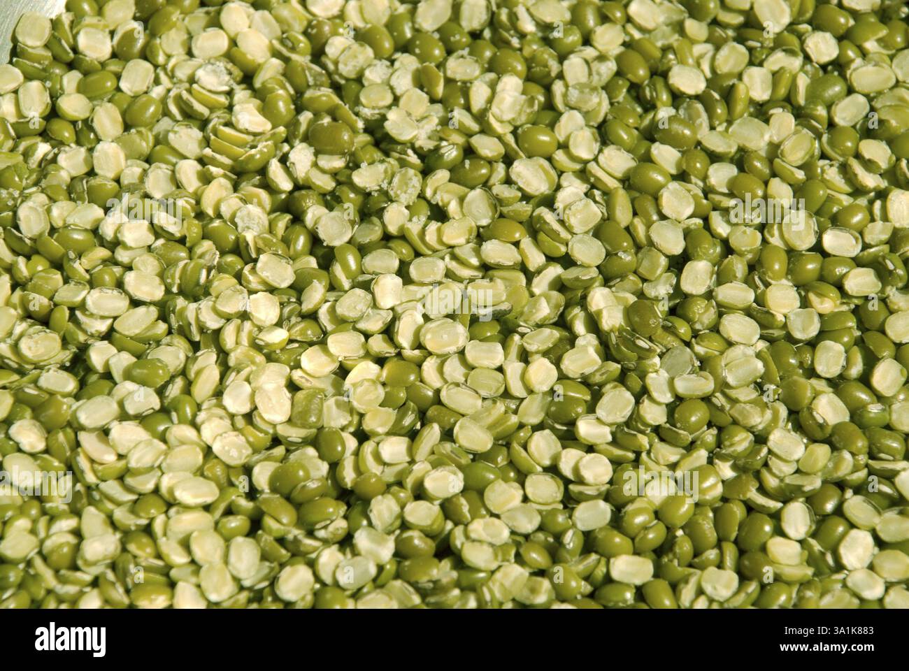 Moong dal, food grain Stock Photo - Alamy