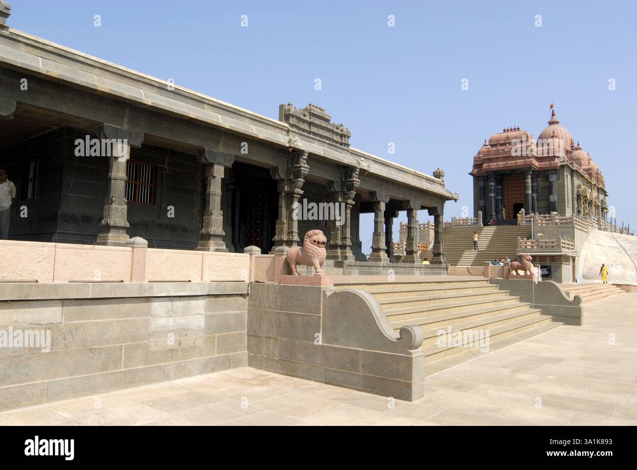 Shripada Mandapam and Vivekananda Mandapam at Vivekananda rock memorial ...