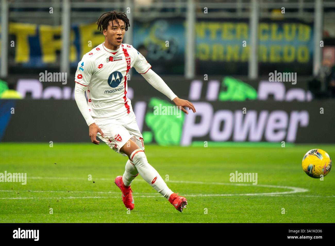 Milan, Italie. 08th Mar, 2025. Kevin Zeroli (AC Monza) during the ...