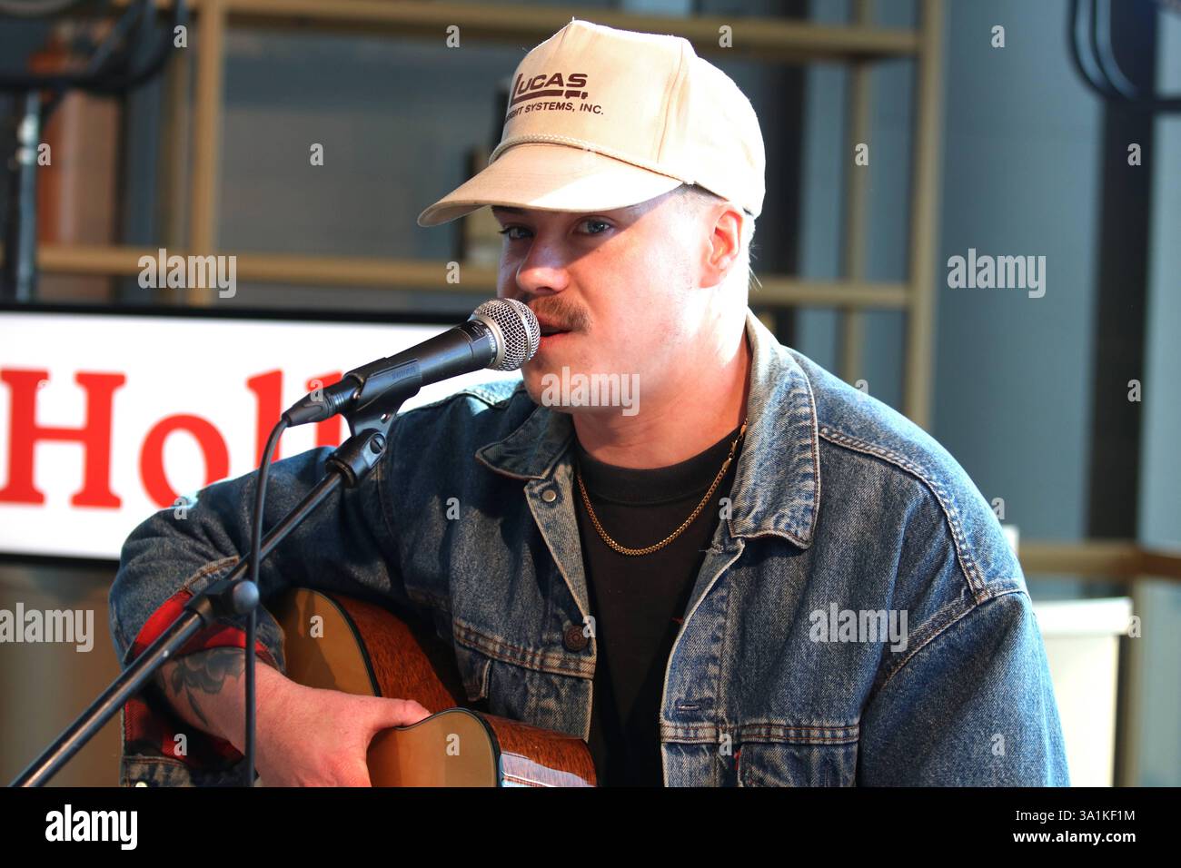 Zach John King beim C2C Country To Country Festival in Berlin 2025 ...
