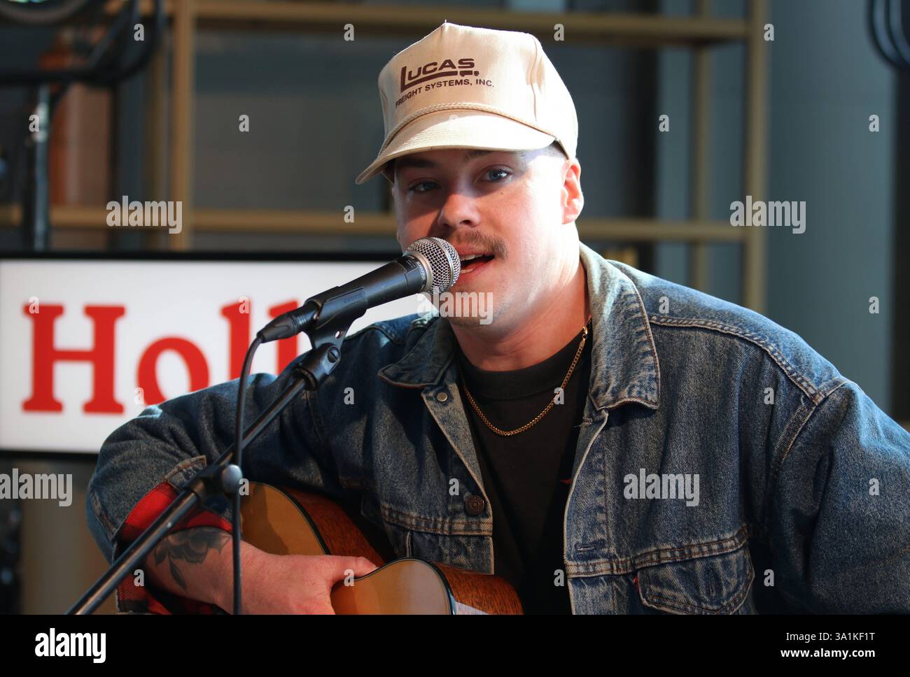 Zach John King beim C2C Country To Country Festival in Berlin 2025 *** Zach John King at the C2C ...