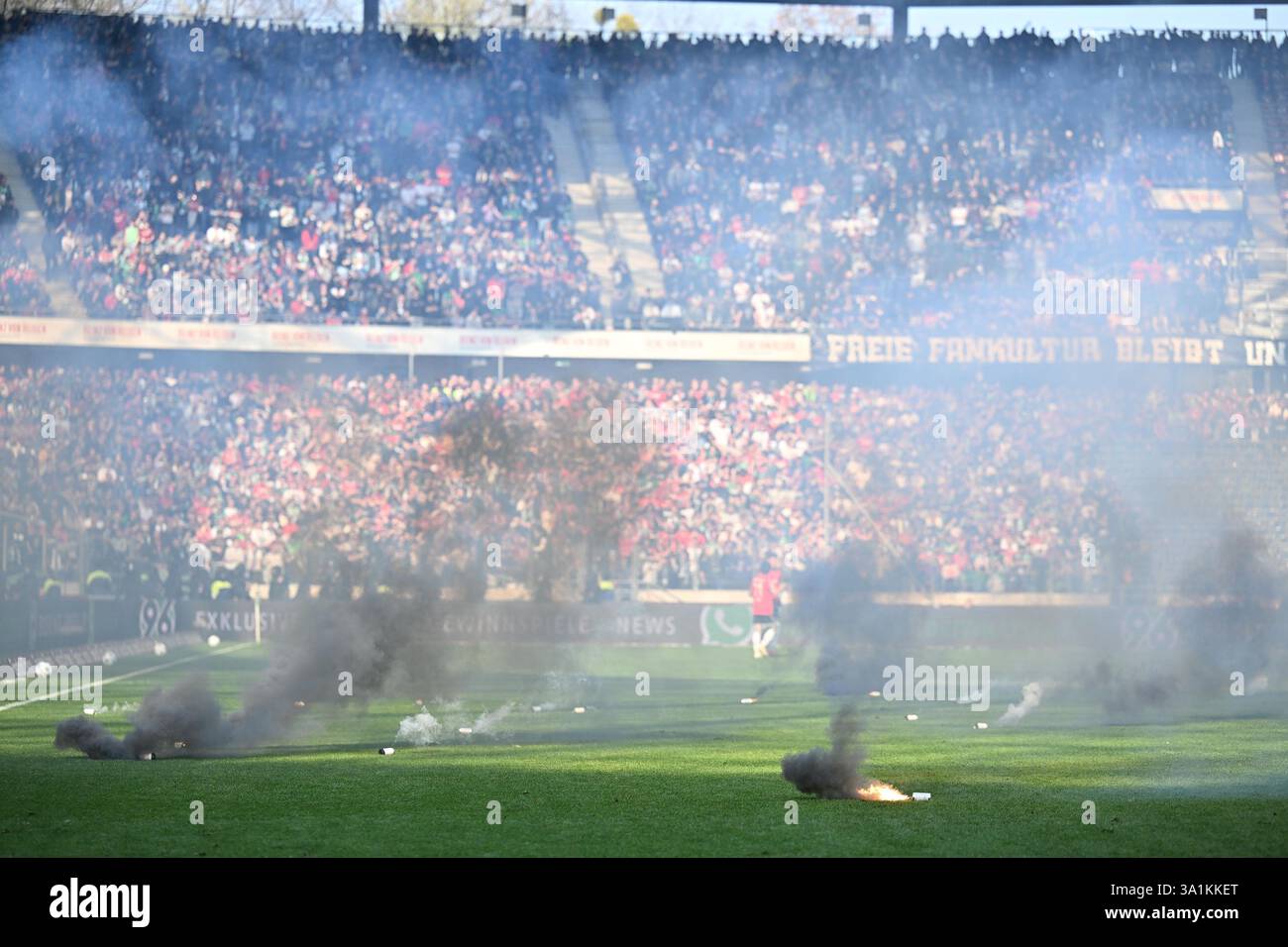 Hanover, Germany. 09th Mar, 2025. Soccer: Bundesliga 2, Hannover 96 ...