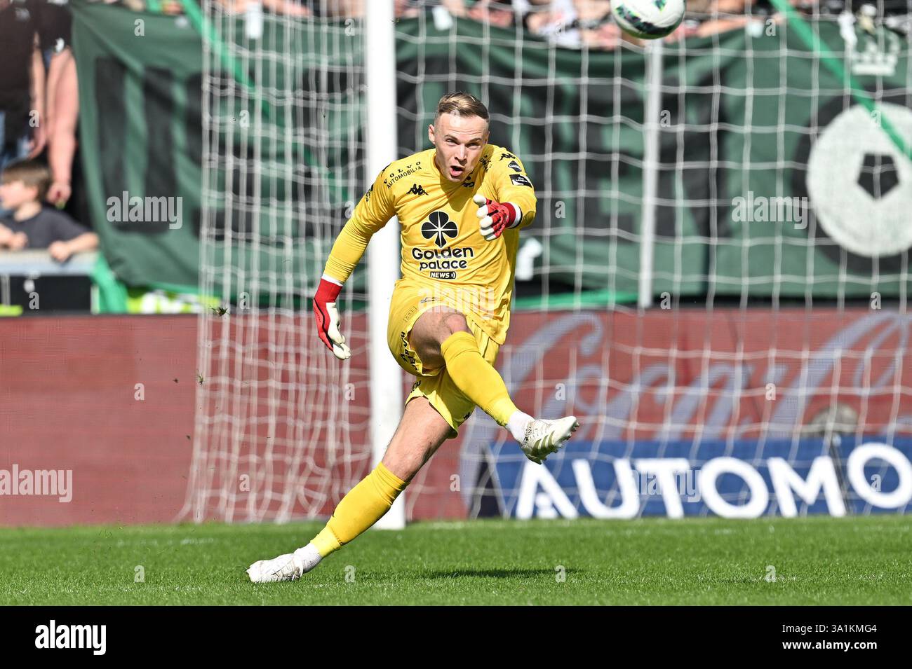 goalkeeper Maxime Delanghe (21) of Cercle pictured during the Jupiler ...