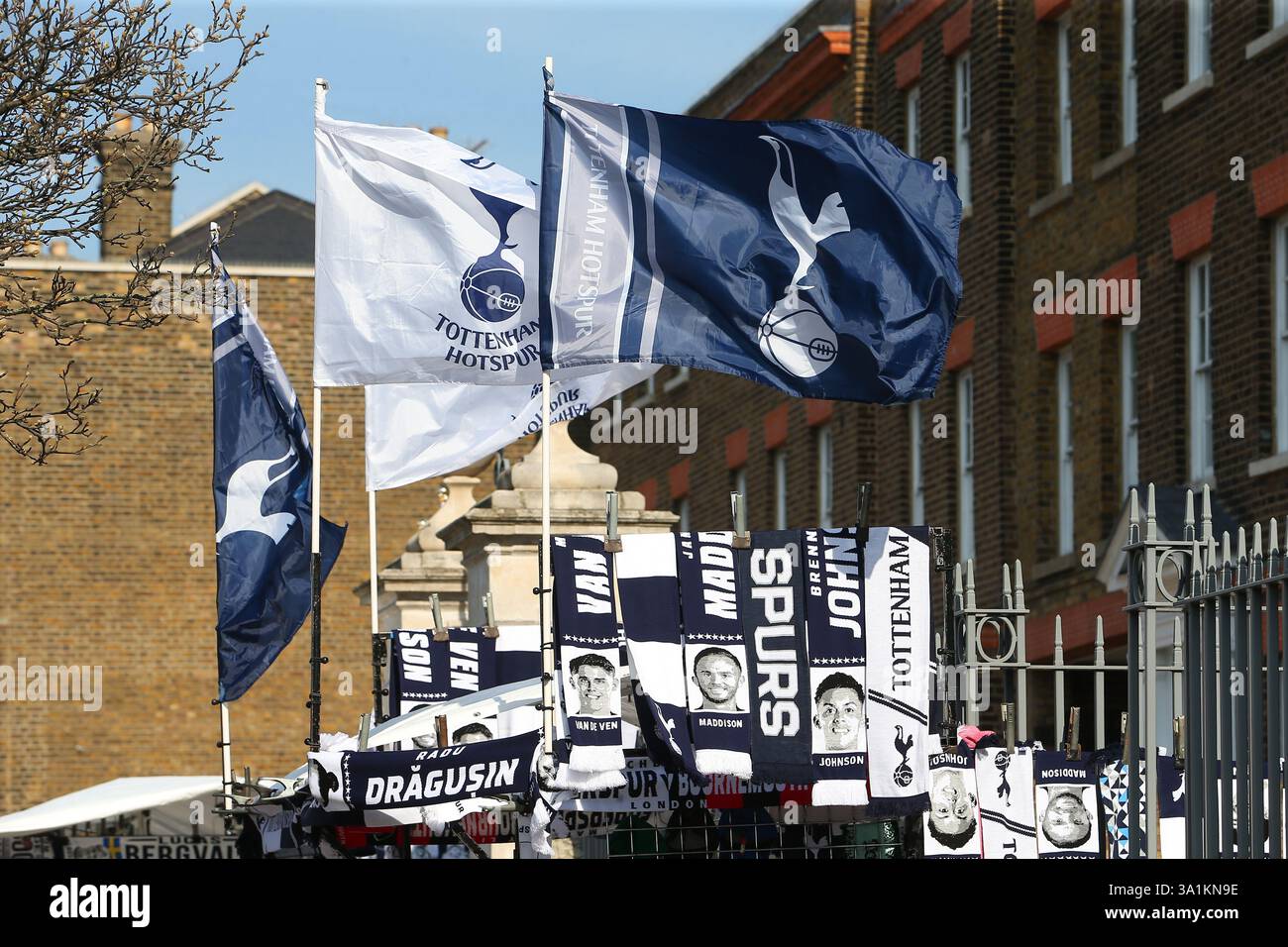 Tottenham Hotspur Stadium, London, UK. 9th Mar, 2025. Premier League Football, Tottenham Hotspur ...