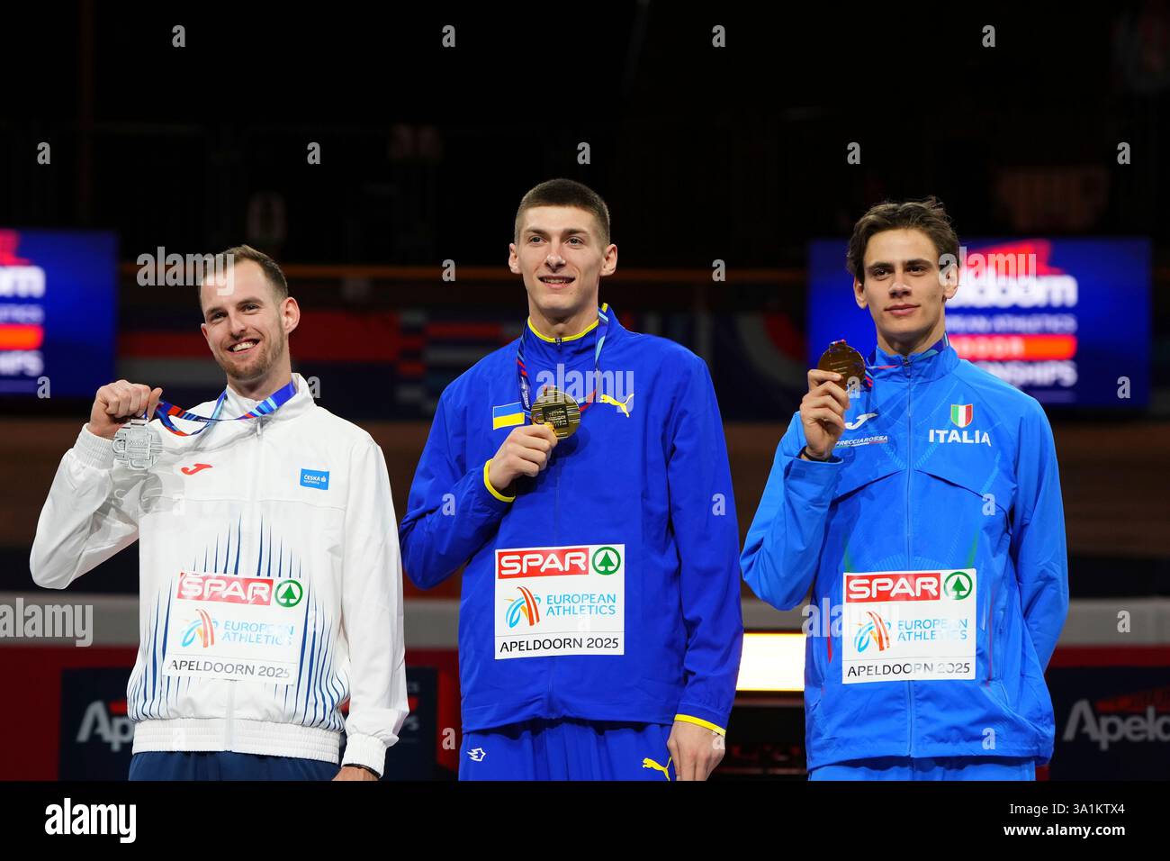 From left: Silver medalist Czech Republic's Jan Stefela, Gold medalist ...