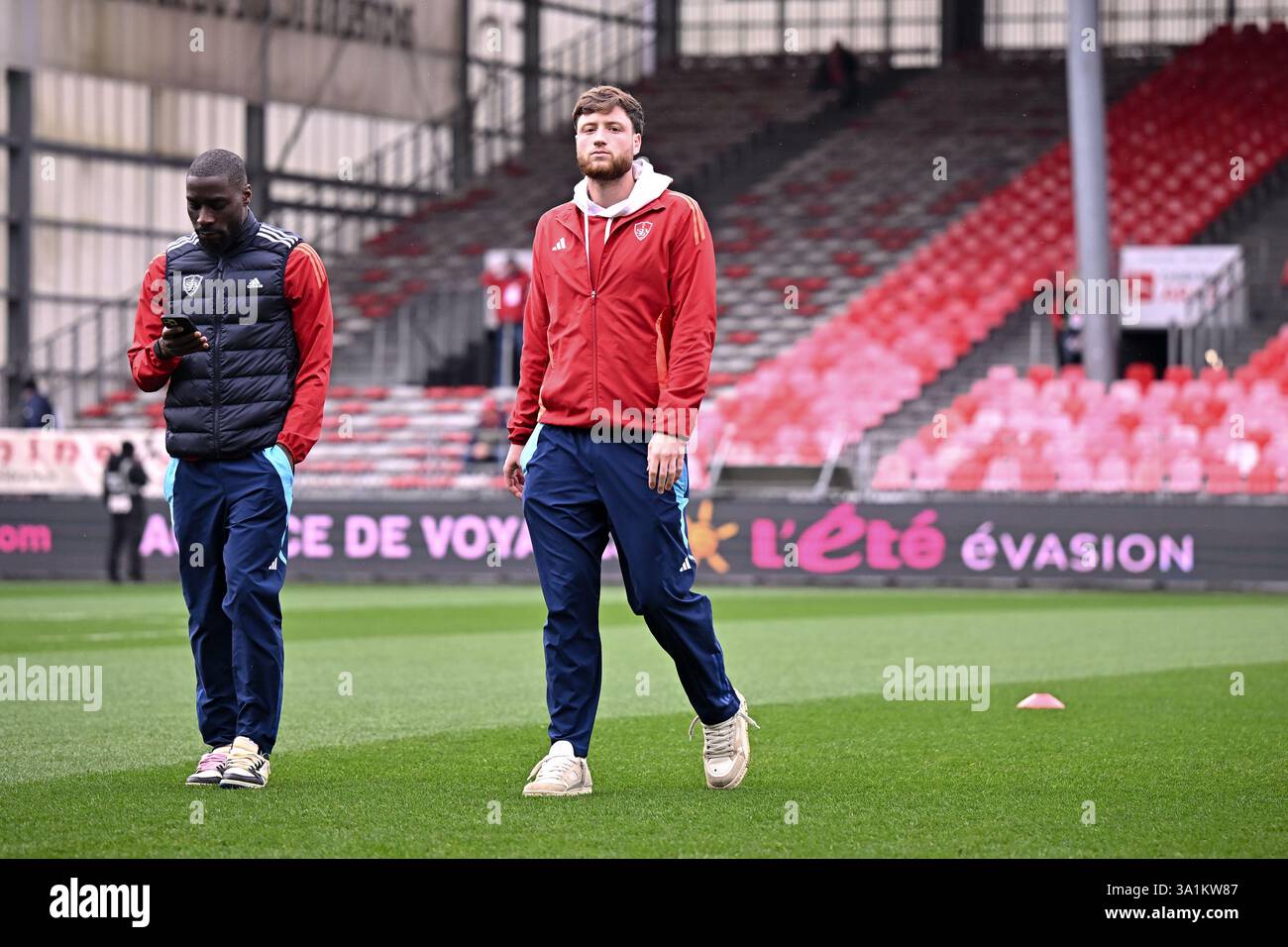 22 Massadio HAIDARA (sb29) - 30 Gregoire COUDERT (sb29) during the ...