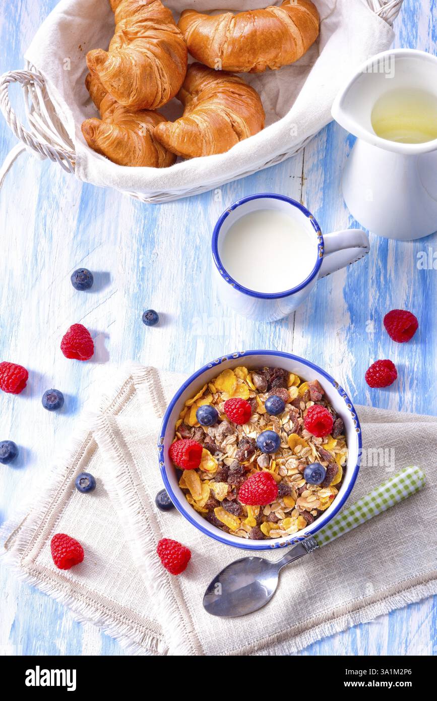 Muesli breakfast menu with forest fruits Stock Photo - Alamy