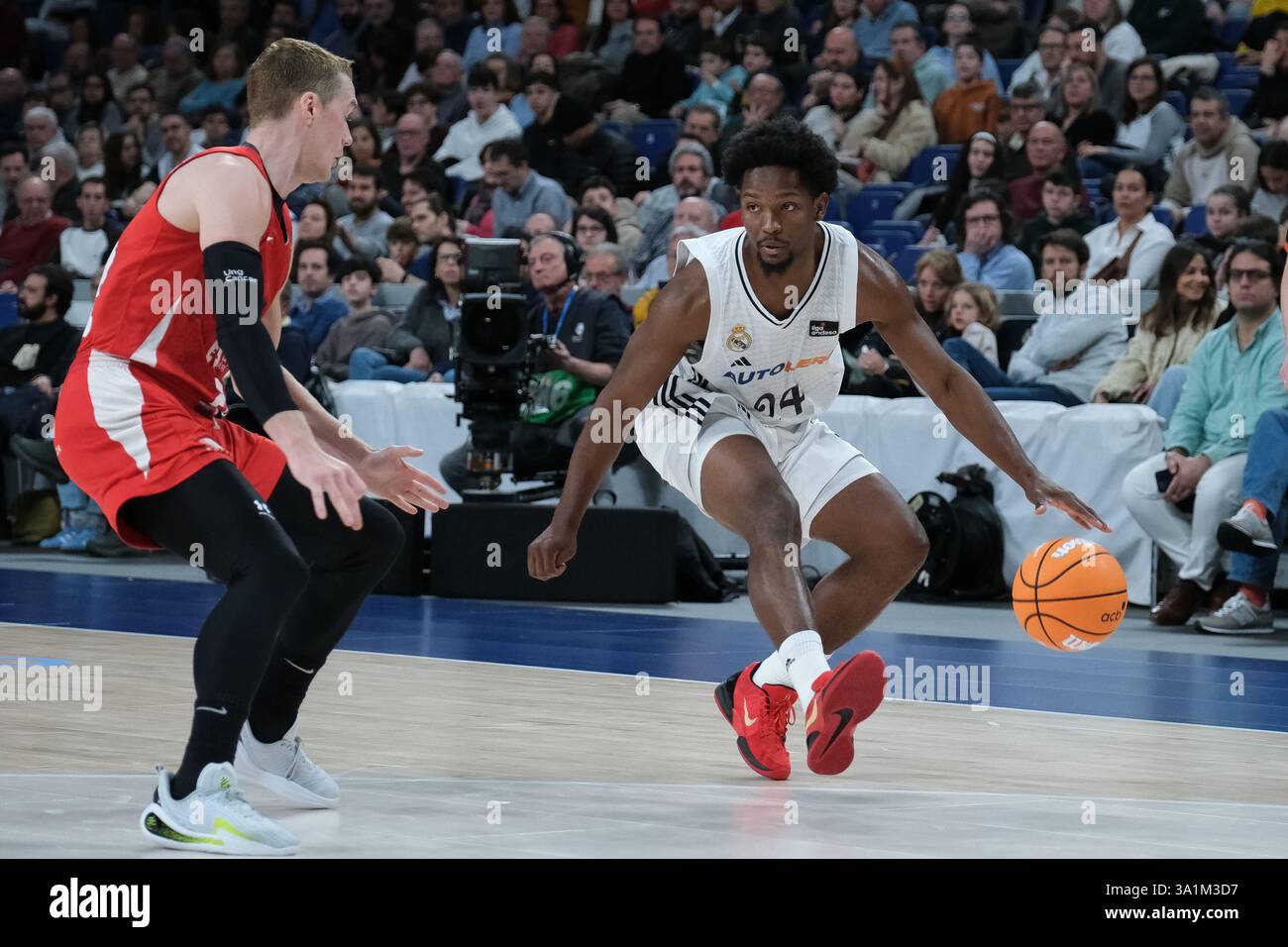 Madrid, Spain. 09th Mar, 2025. Andrés Feliz of Real Madrid in action ...