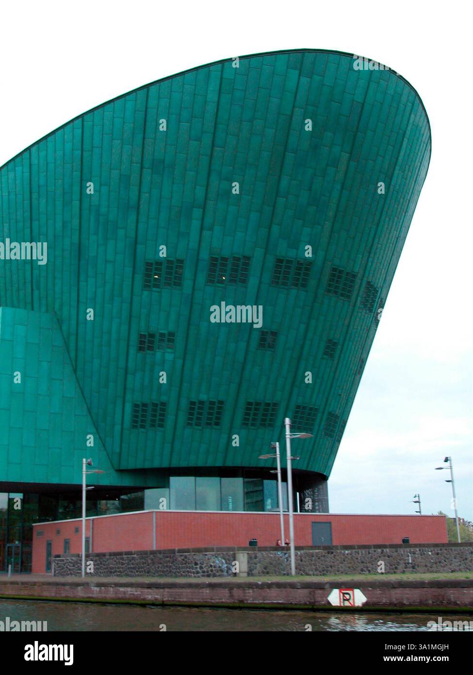futuristic and experimental building architecture, modern and ...