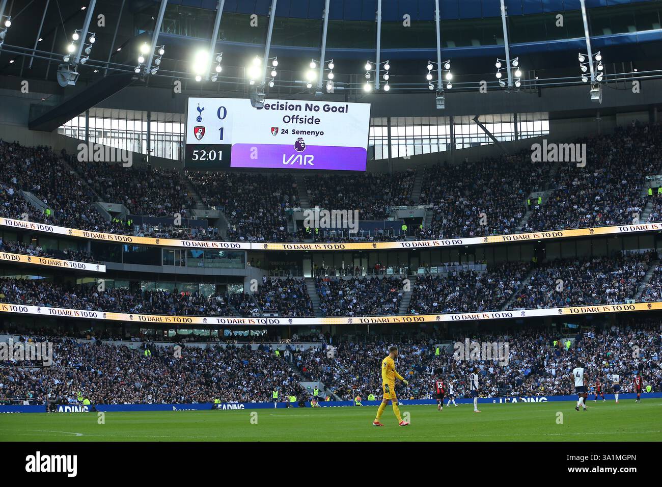 Tottenham Hotspur Stadium, London, UK. 9th Mar, 2025. Premier League ...