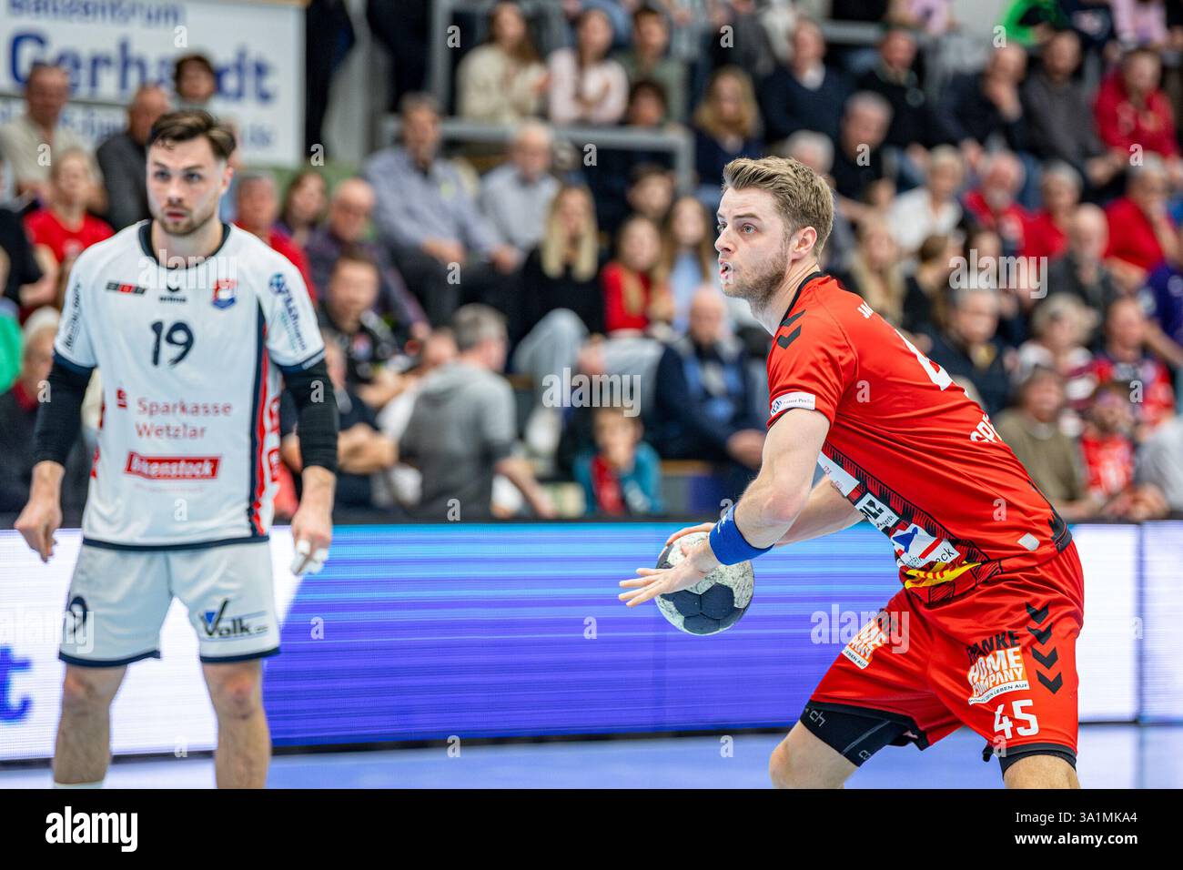 Jan-Eric Speckmann (VfL L?beck-Schwartau, 45), Vit Reichl (TV H?ttenberg, 19) 2. HBL; TV H ...