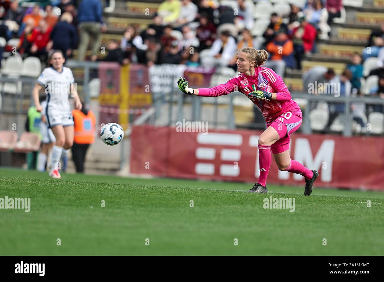 Isabella Kresche (Roma Women) during AS Roma vs Inter - FC ...