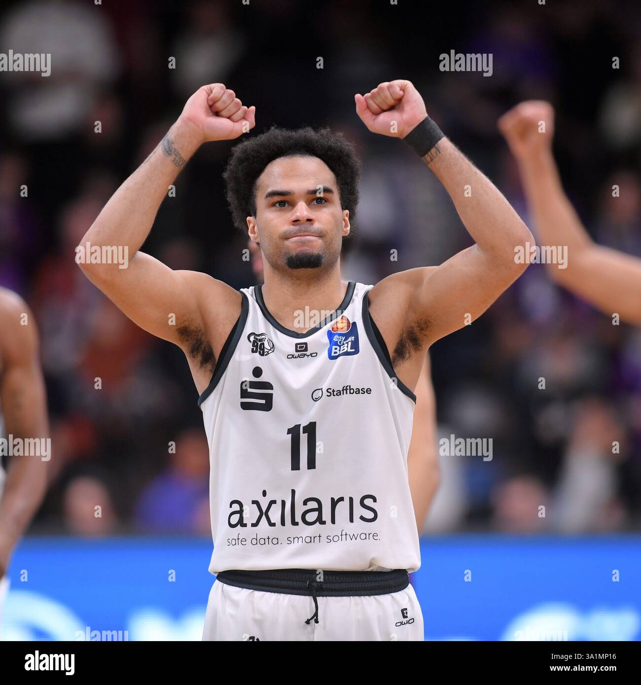 Jubel, Freude bei Jacob Gilyard (Niners Chemnitz, #11) nach dem Sieg ...