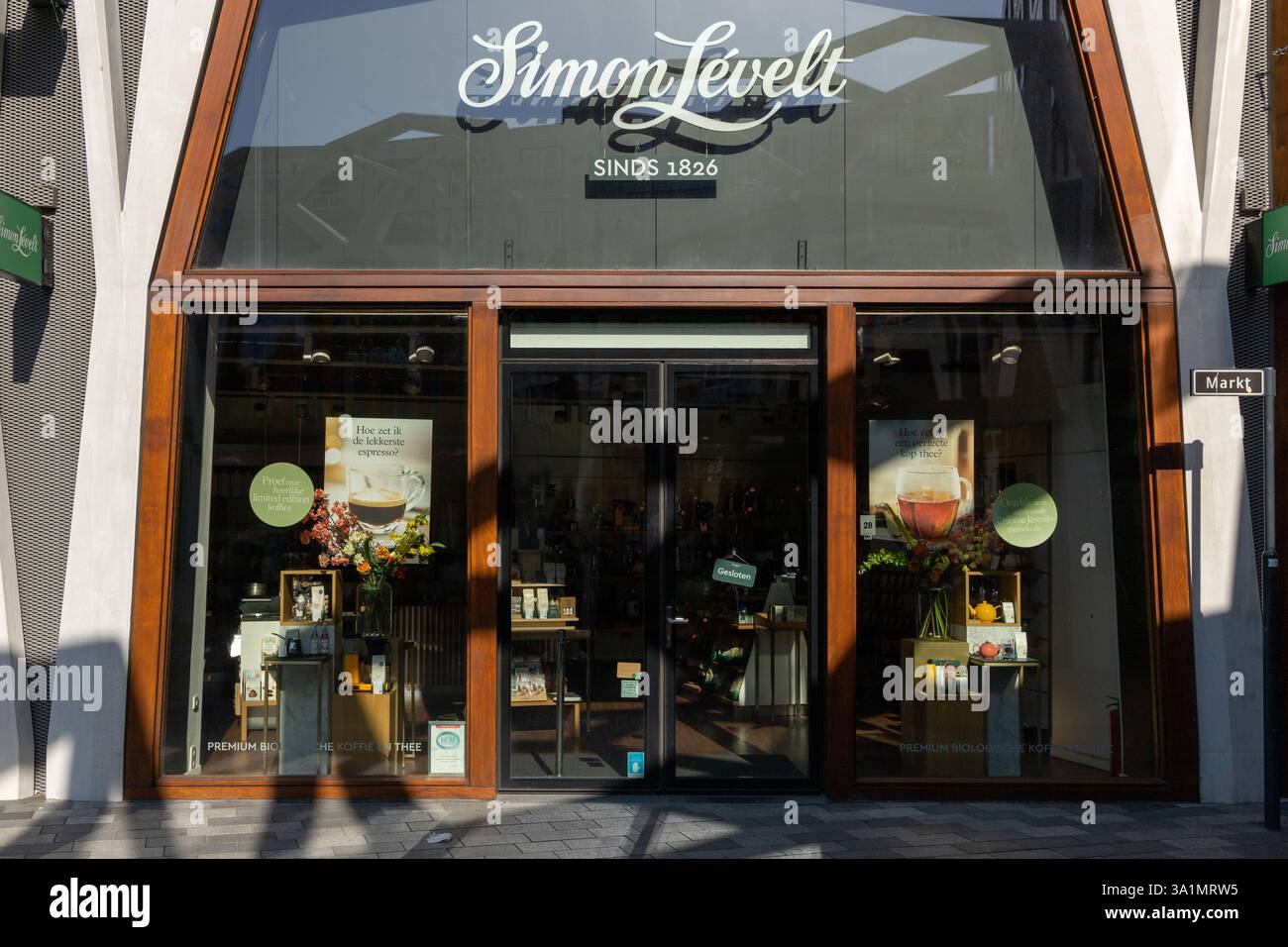 Simon levelt logo hi-res stock photography and images - Alamy