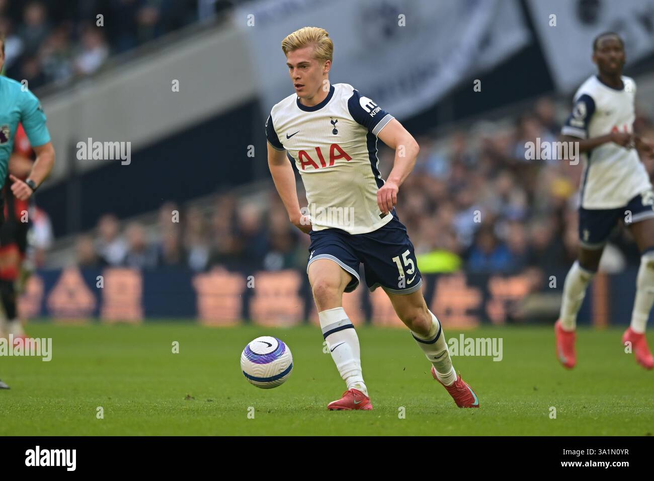 London, UK. 9th Mar, 2025. Lucas Bergvall of Tottenham Hotspur during ...