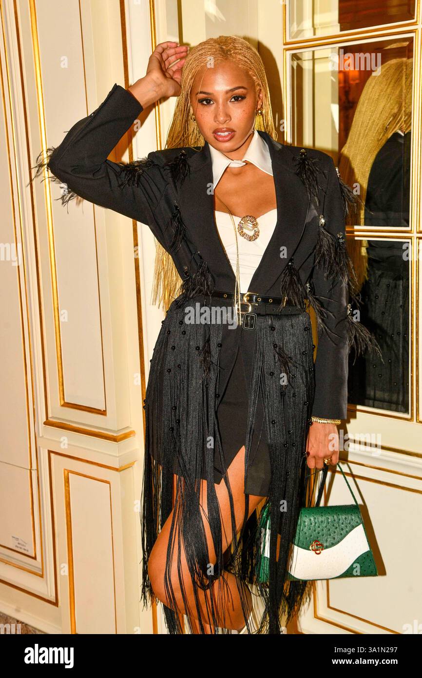 Singer Tolou attends the RVNG Womenswear Fall/Winter 2025-2026 ...