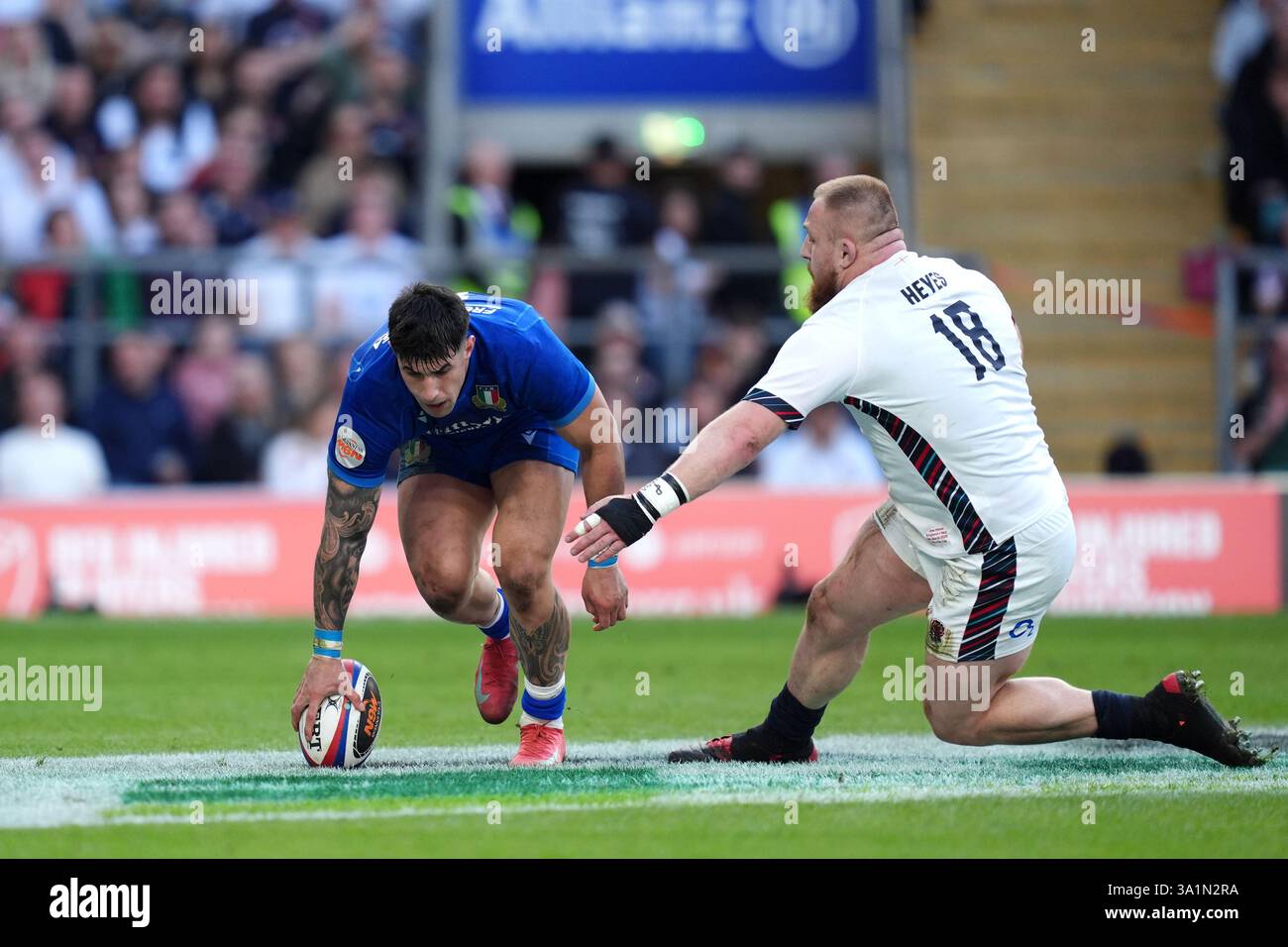 London, England. 9th March, 2025. Italy's Tommaso Menoncello scores a ...