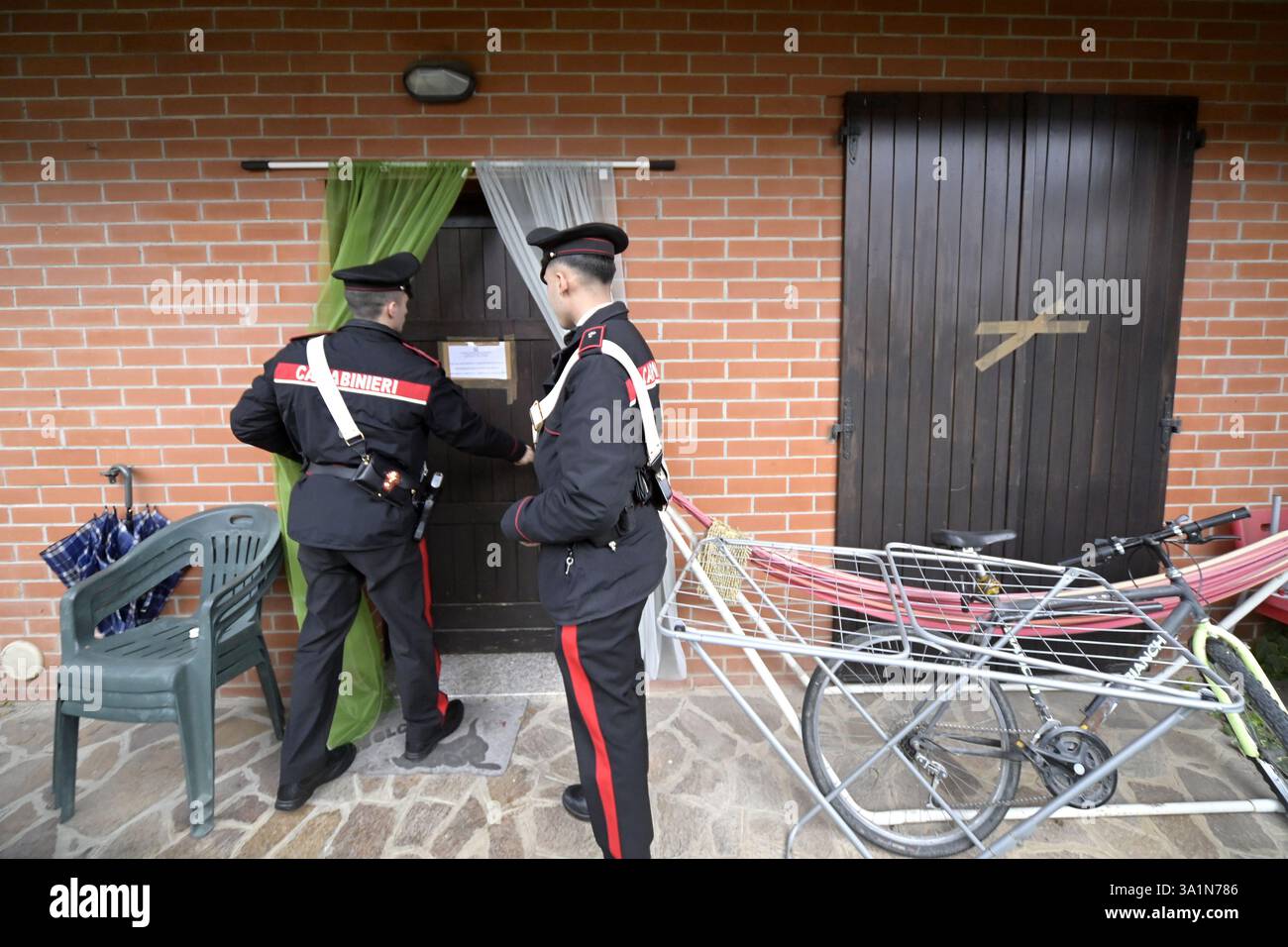Bergamo, Italia. 09th Mar, 2025. Uomo di 58 anni trovato morto in casa ...