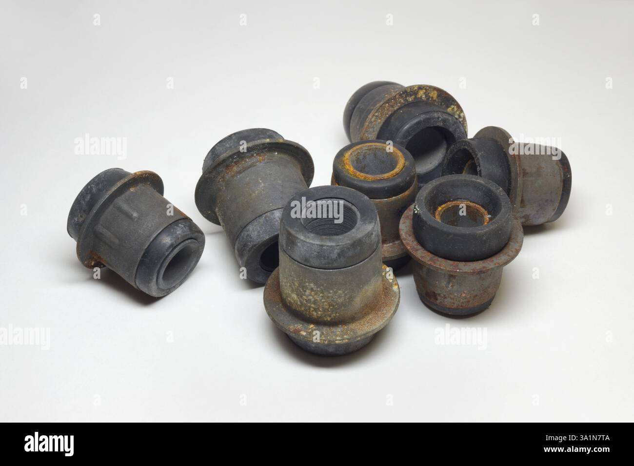 Silent blocks, hinges of upper and bottom suspencion levers and ...